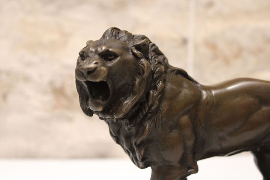 Charles Valton | Roaring Lion (20th Century) | MutualArt