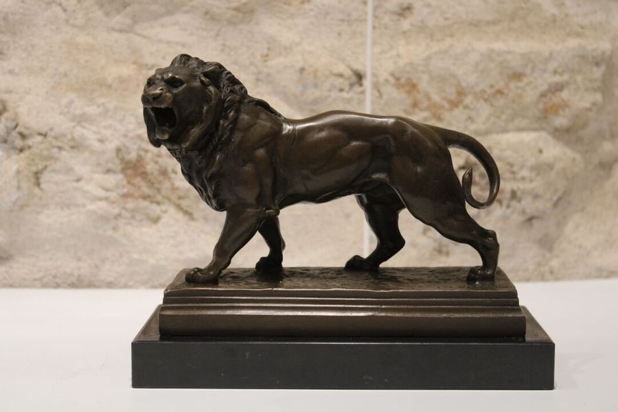 Charles Valton | Roaring Lion (20th Century) | MutualArt