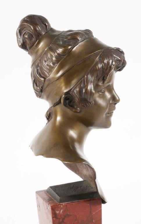 Paul Aichele | Bust of a girl (Circa 1900) | MutualArt