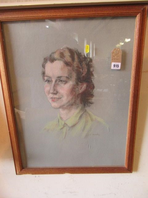 Rita Busby | PORTRAIT | MutualArt