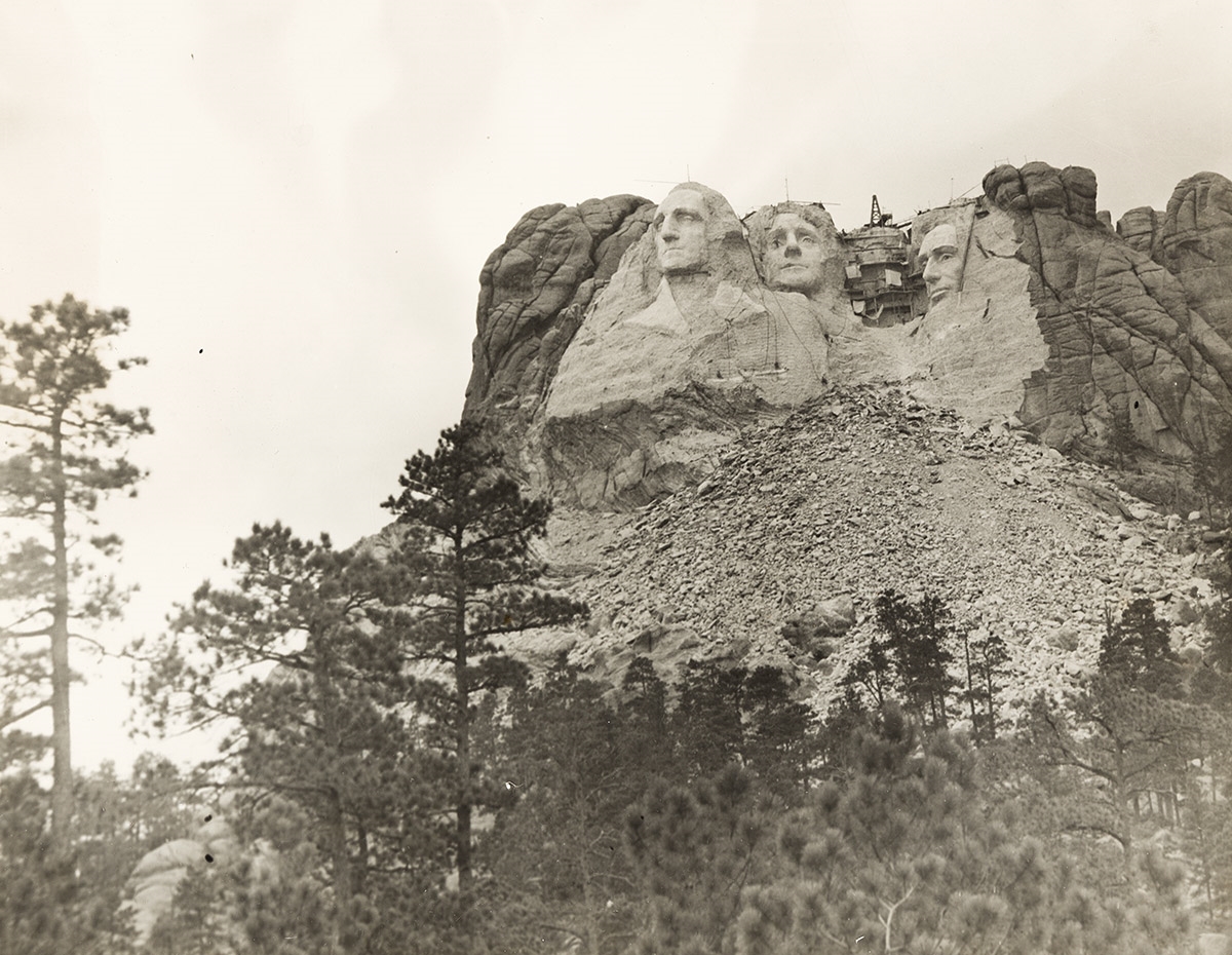 Gutzon Borglum | A photograph of a model of Mount Rushmore. (1920 ...