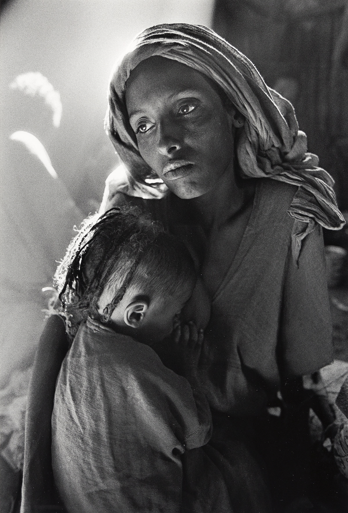 Sebastião Salgado | Children's Ward in the Korem Refugee Camp (1984 ...