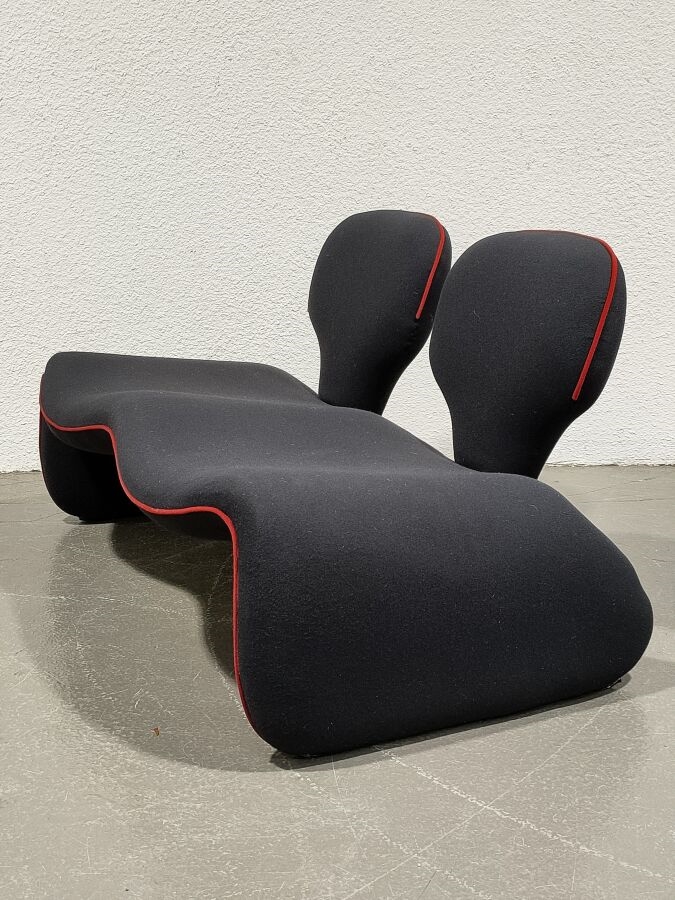 Olivier Mourgue | Canapé deux places (1965) | MutualArt