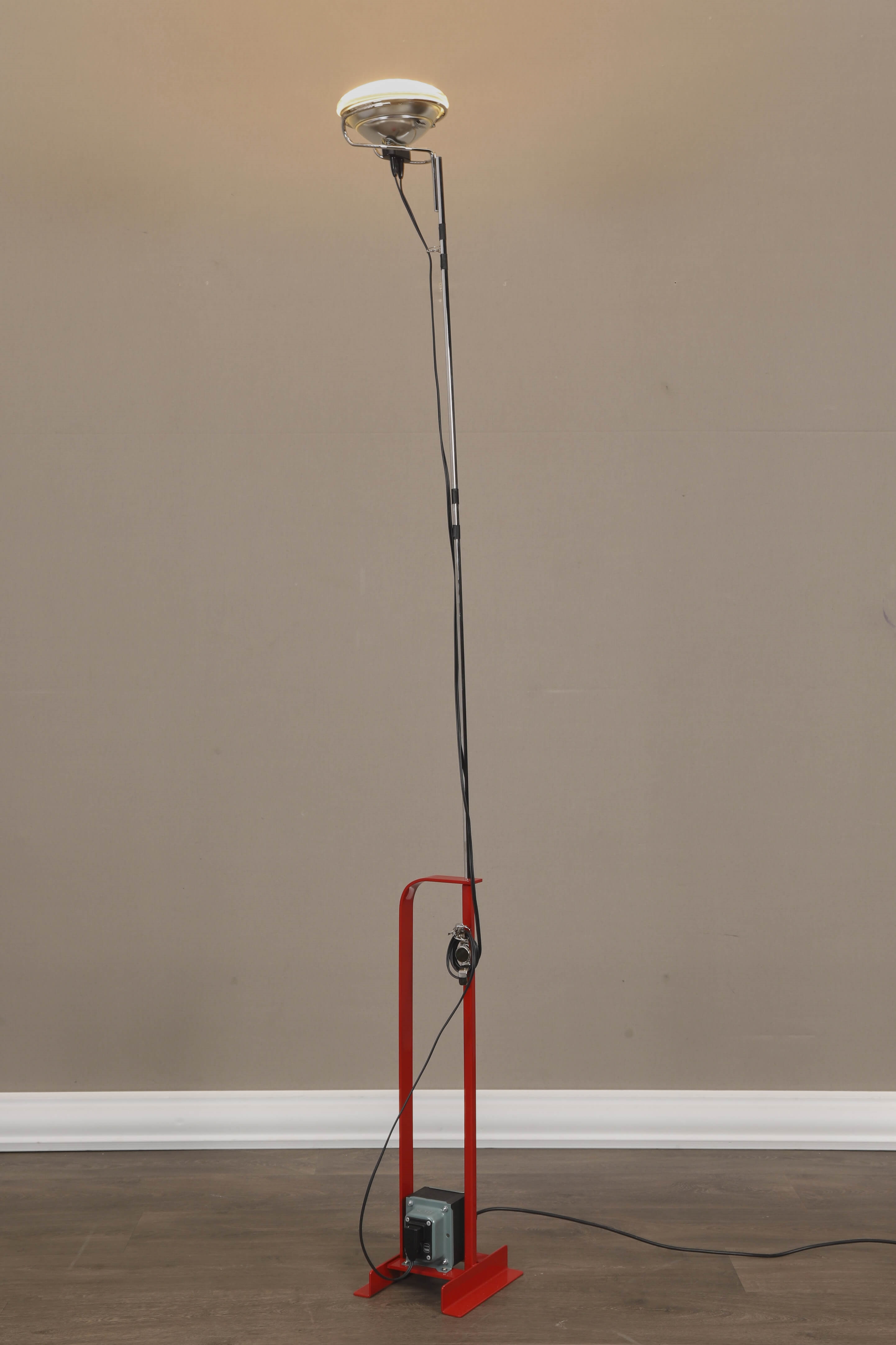 Achille Castiglioni | Lampadaire Toio | MutualArt