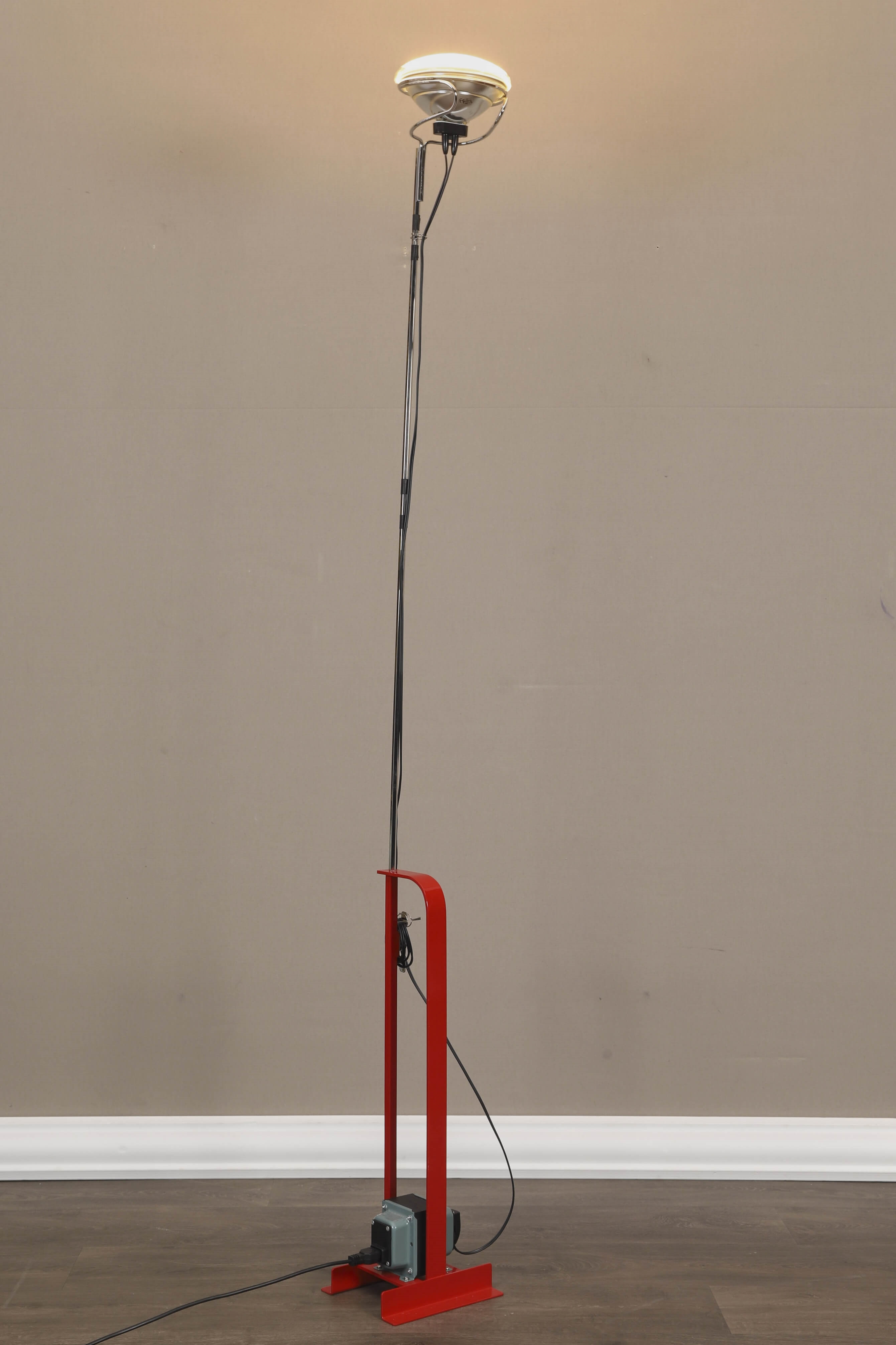 Achille Castiglioni | Lampadaire Toio | MutualArt