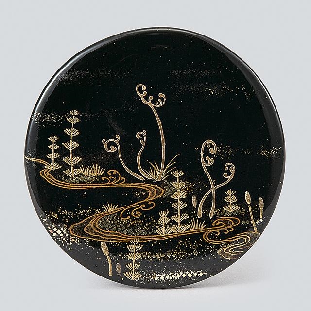 Suiko Toyohira | Basket-shaped tea caddy with fukiyose design in maki-e lacquer | MutualArt