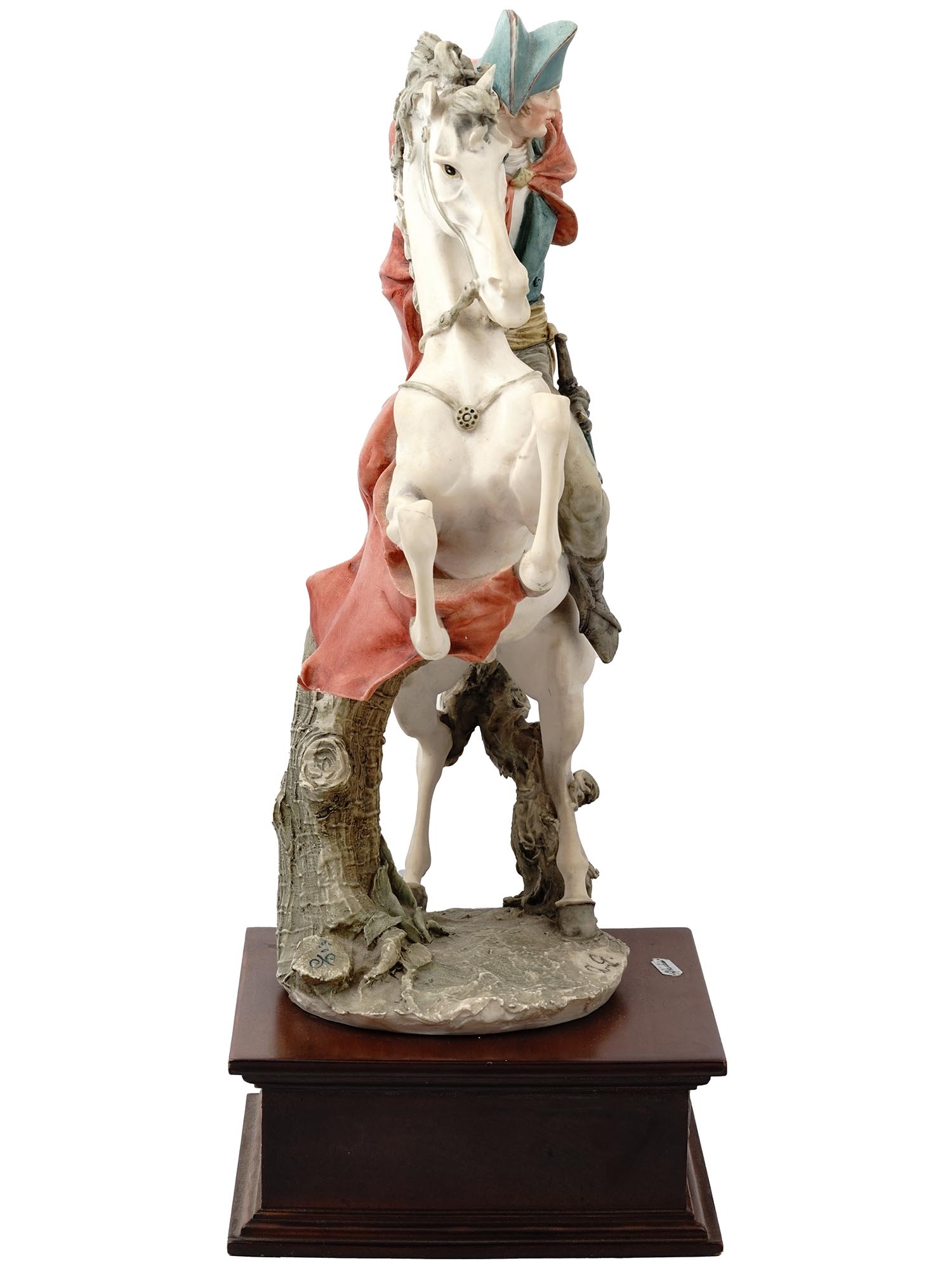 Giuseppe Armani | A vintage hand-painted porcelain figurine | MutualArt