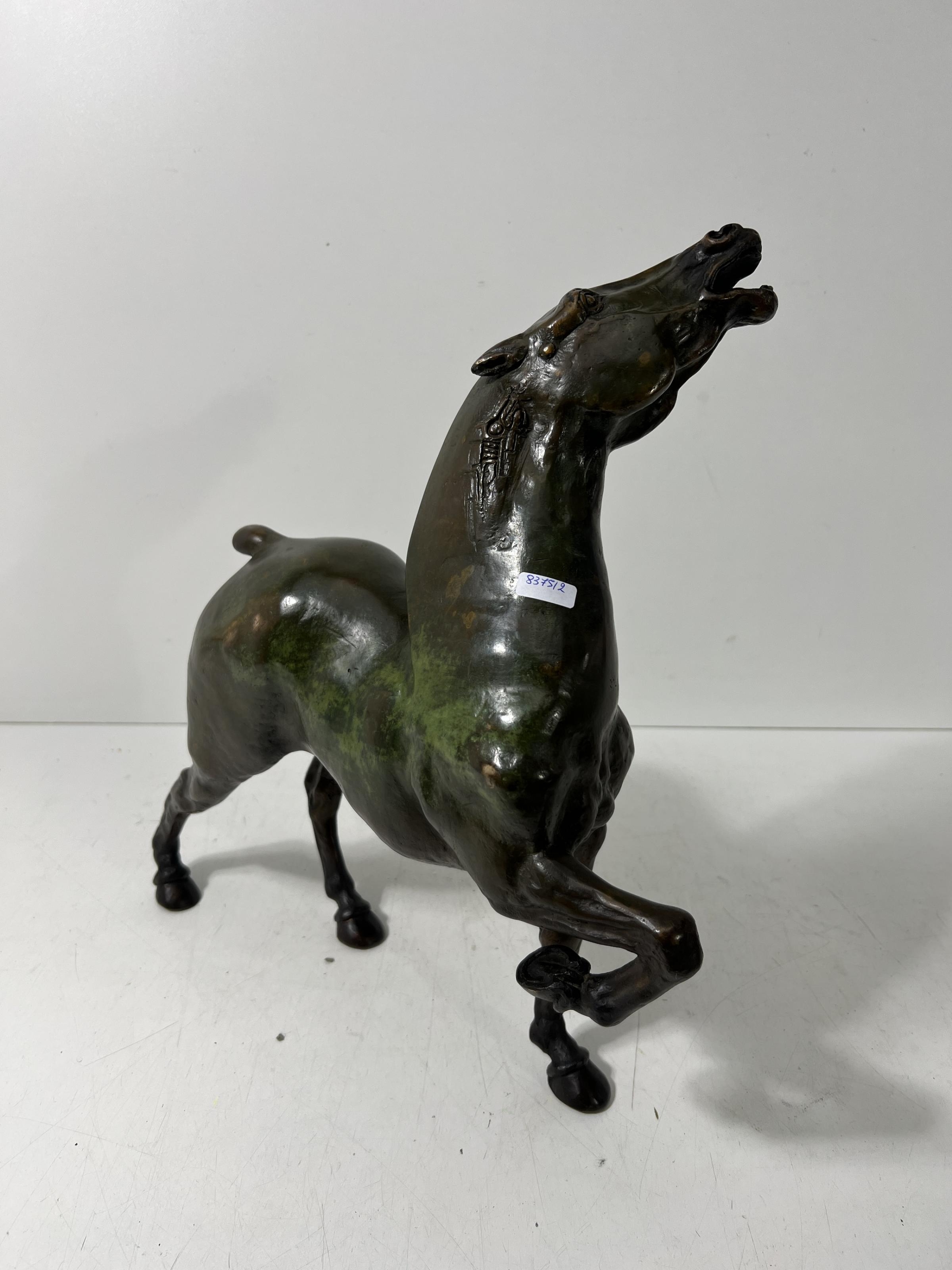 Daniel Monic | Cheval hennissant | MutualArt