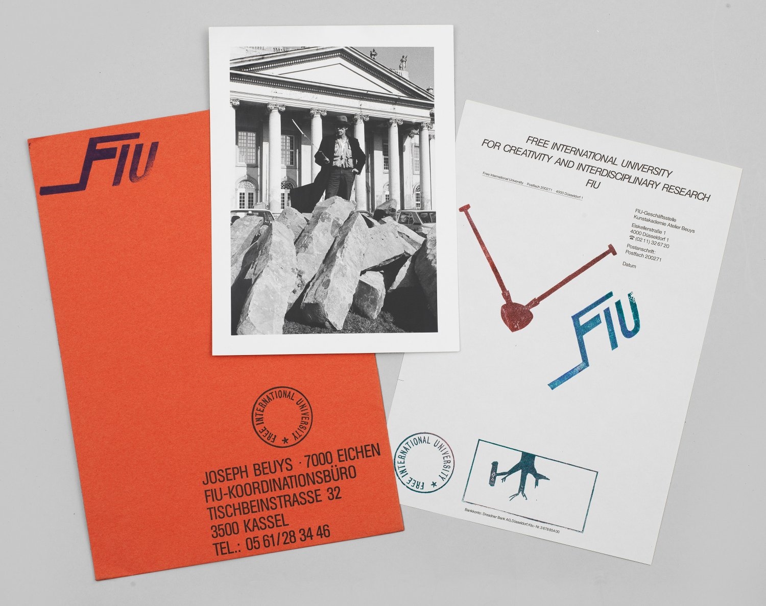 Joseph Beuys | Dokumentation zu dem Projekt 7000 Eichen auf der ...