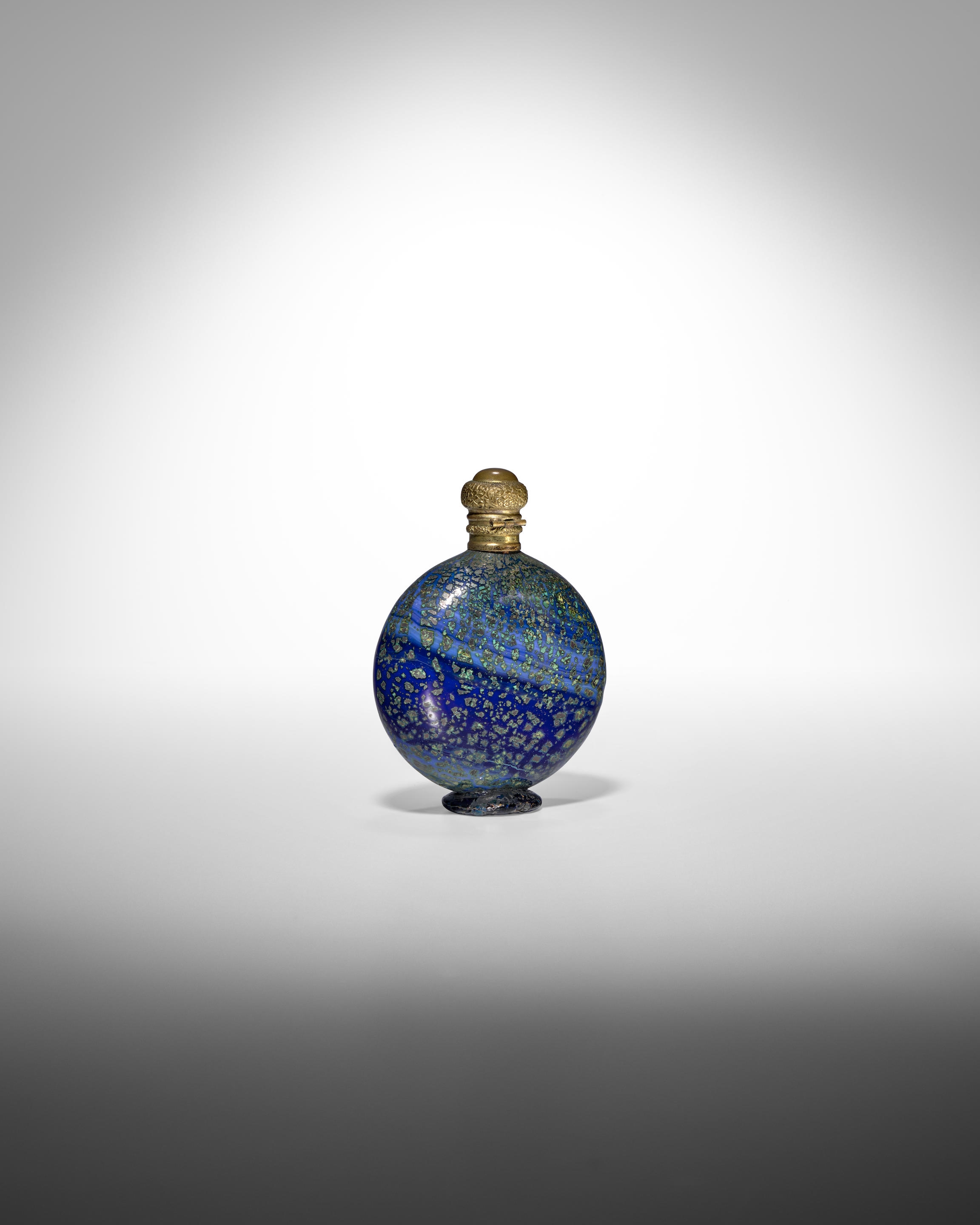 Francesco Ferro e Figlio | Rare Scent Bottle (Circa 1875) | MutualArt