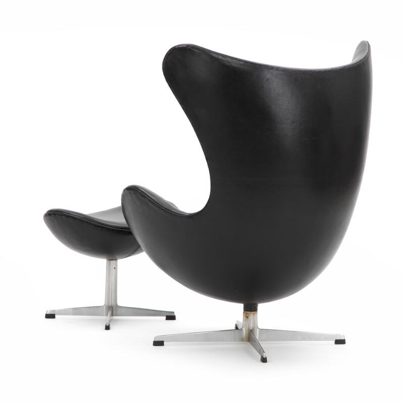 Arne Jacobsen | The Egg Chair (1958) | MutualArt