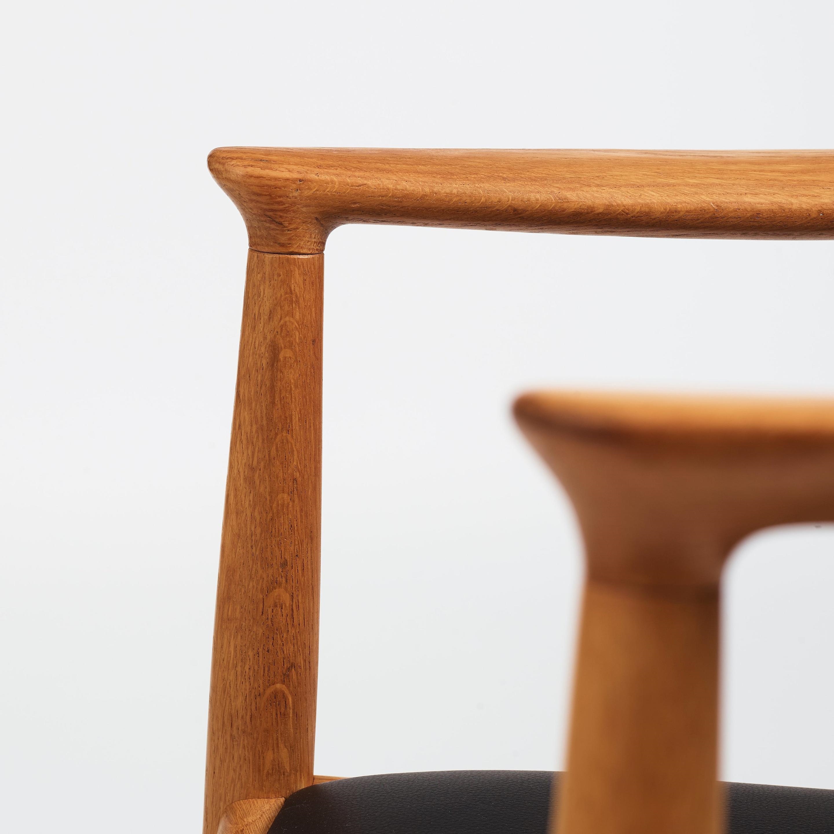 Hans J. Wegner | Hans J Wegner, A pair of The Chair, model JH-503, Johannes Hansen, Danmark 1950 ...