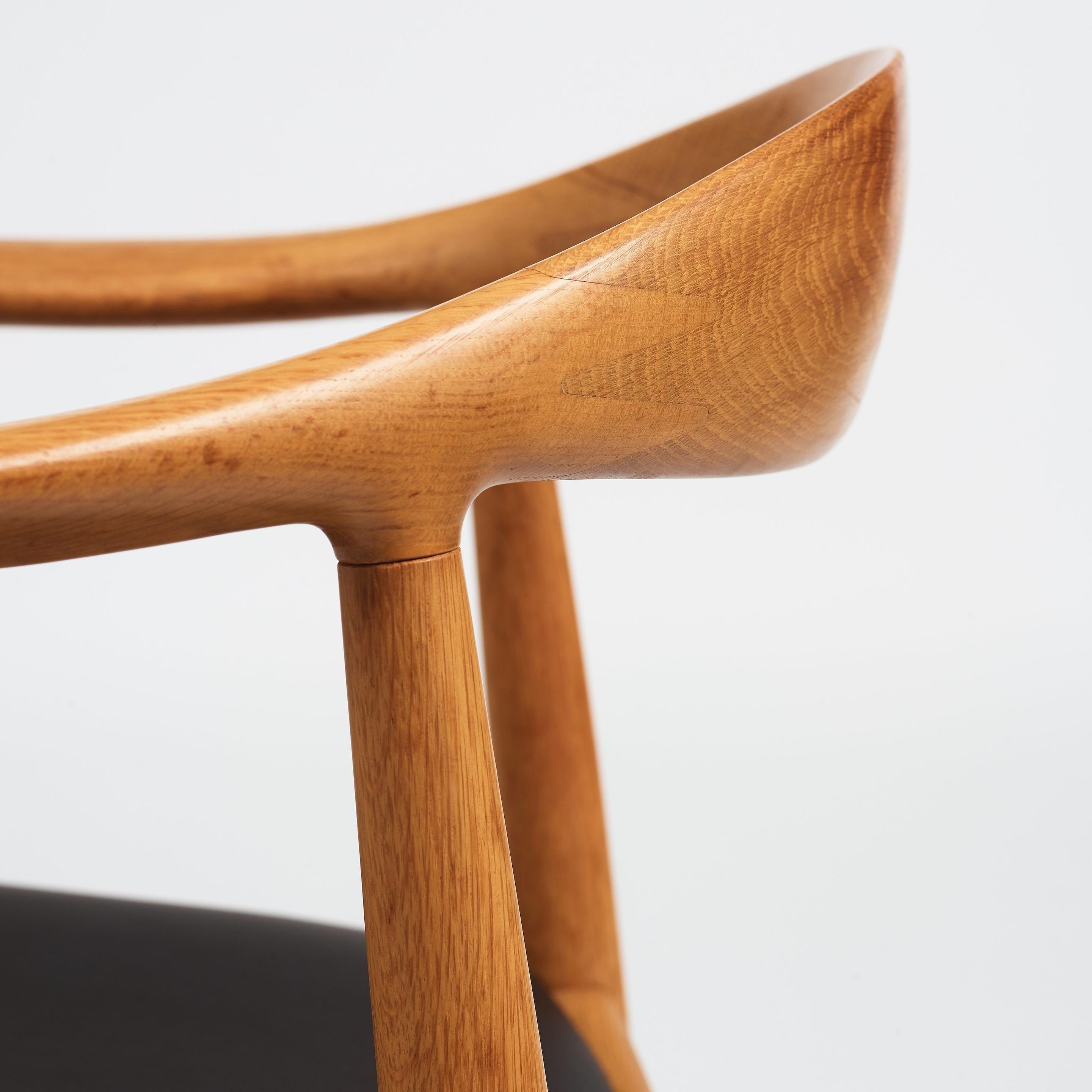 Hans J. Wegner | Hans J Wegner, A pair of The Chair, model JH-503, Johannes Hansen, Danmark 1950 ...