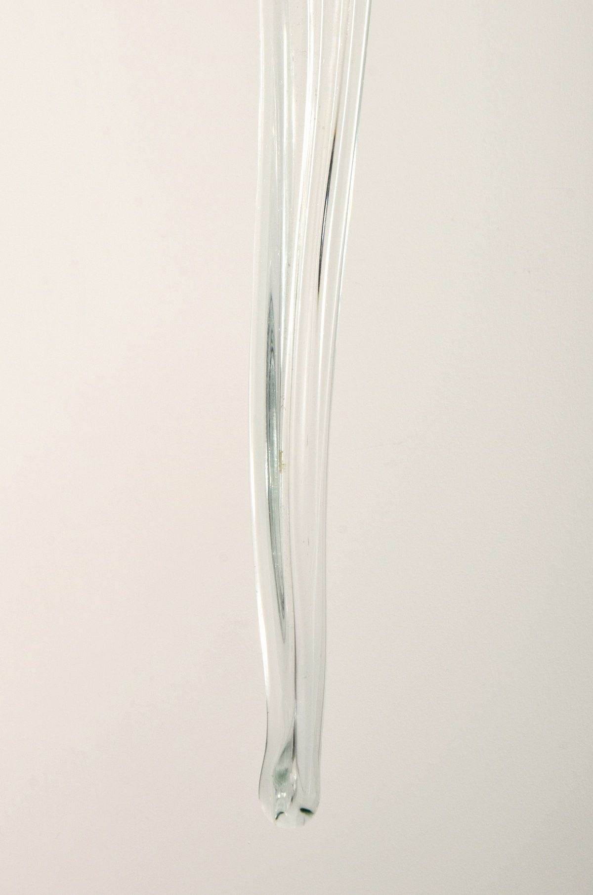 Miles Van Rensselaer | Jari Jari Gelas (2011) | MutualArt