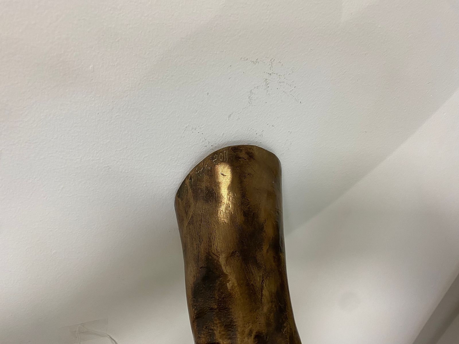 Miles Van Rensselaer | Jari Jari Gelas (2011) | MutualArt