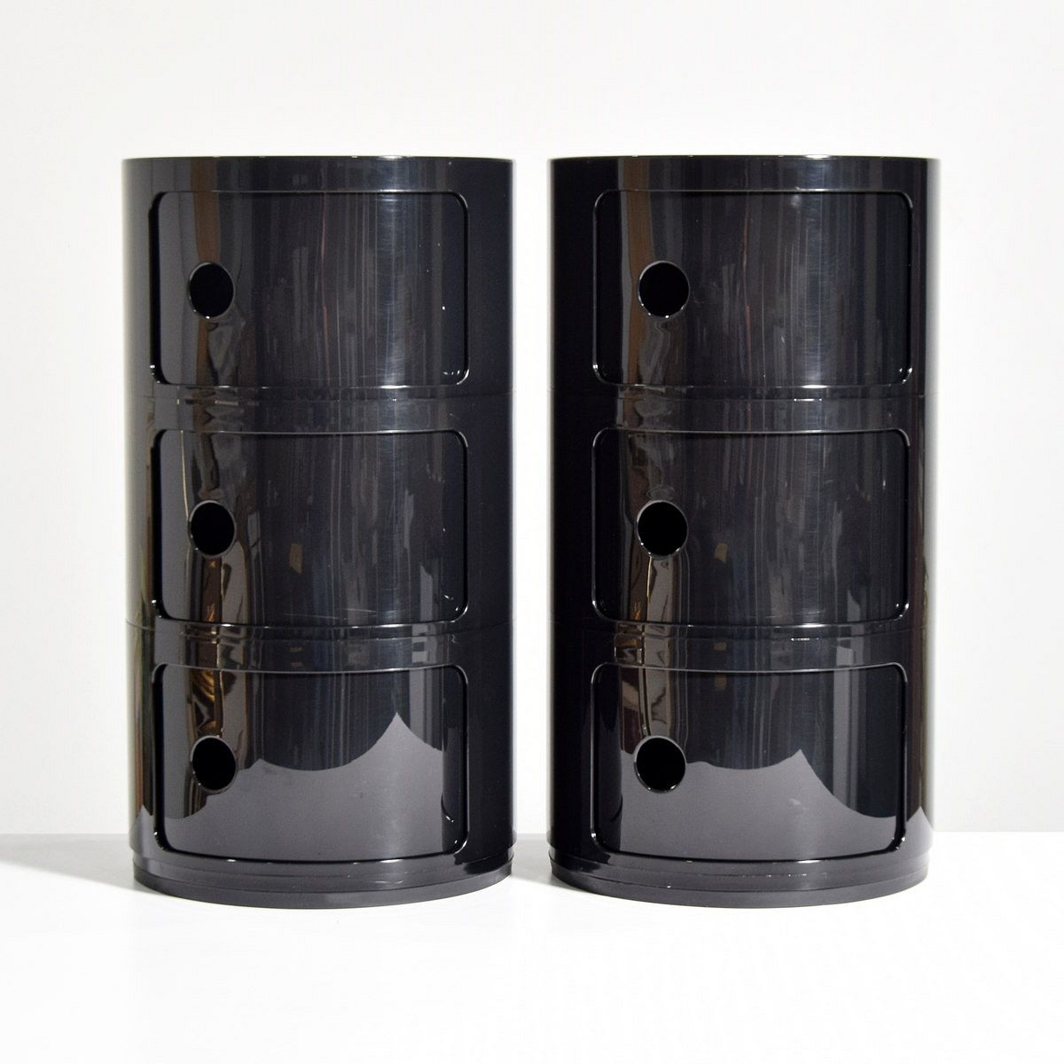 Anna Castelli Ferrieri | COMPONIBILI CLASSIC Side Tables | MutualArt