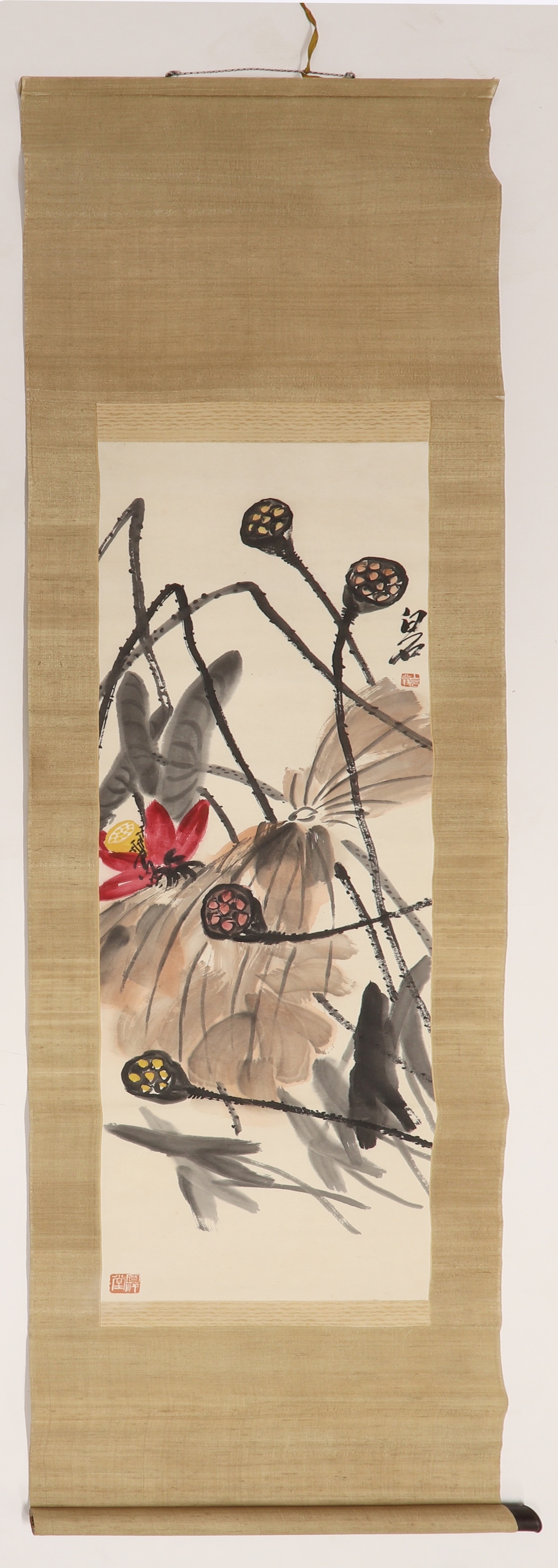 Qi Baishi | A Chinese hanging scroll (20th Century) | MutualArt