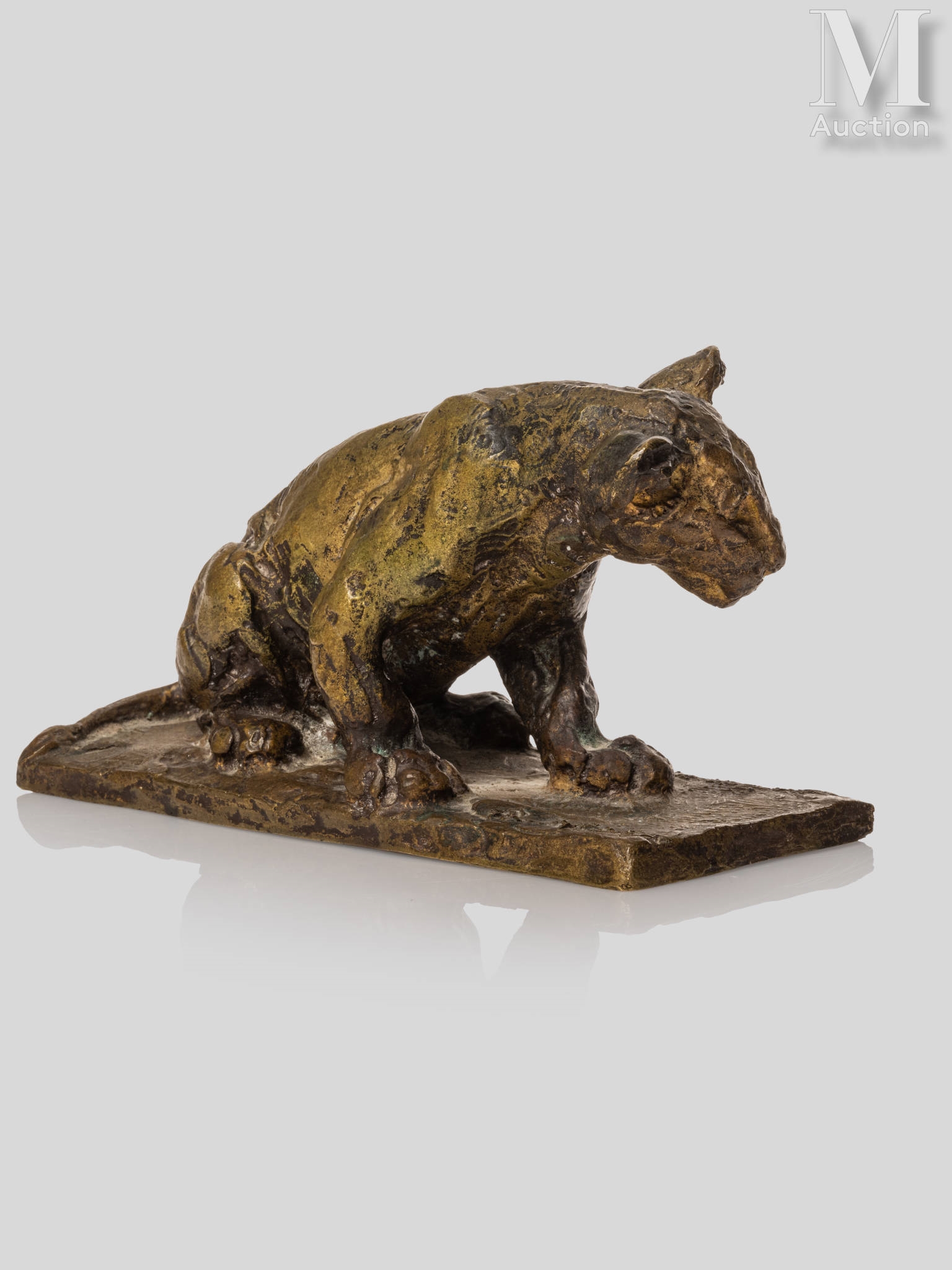 Roger Godchaux | Petit Lionceau assis | MutualArt