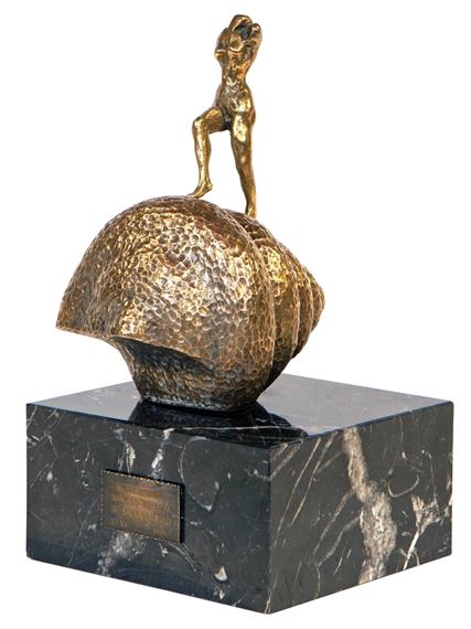 Salvador Dalí | Female nude on a shell | MutualArt