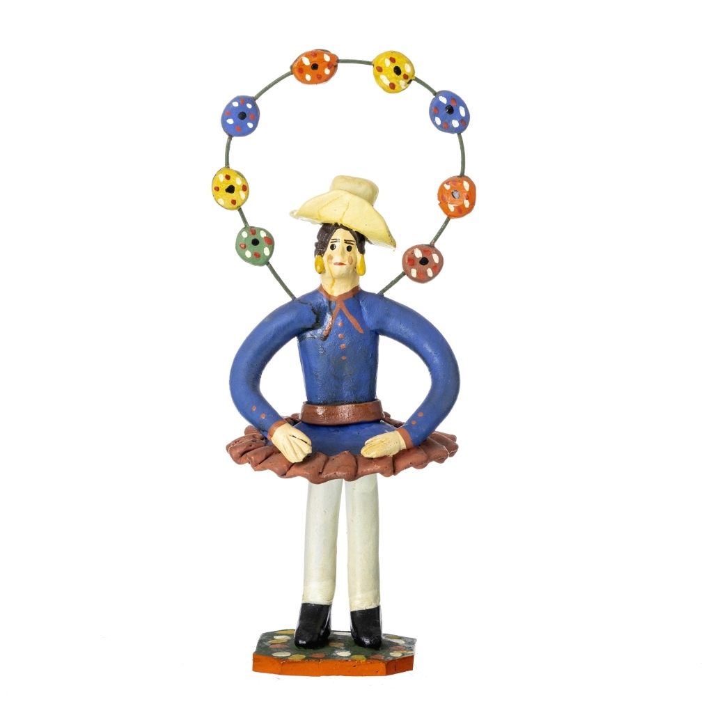 Maria Luisa | MENINA COM ARCO EM BARRO DE ESTREMOZ | MutualArt