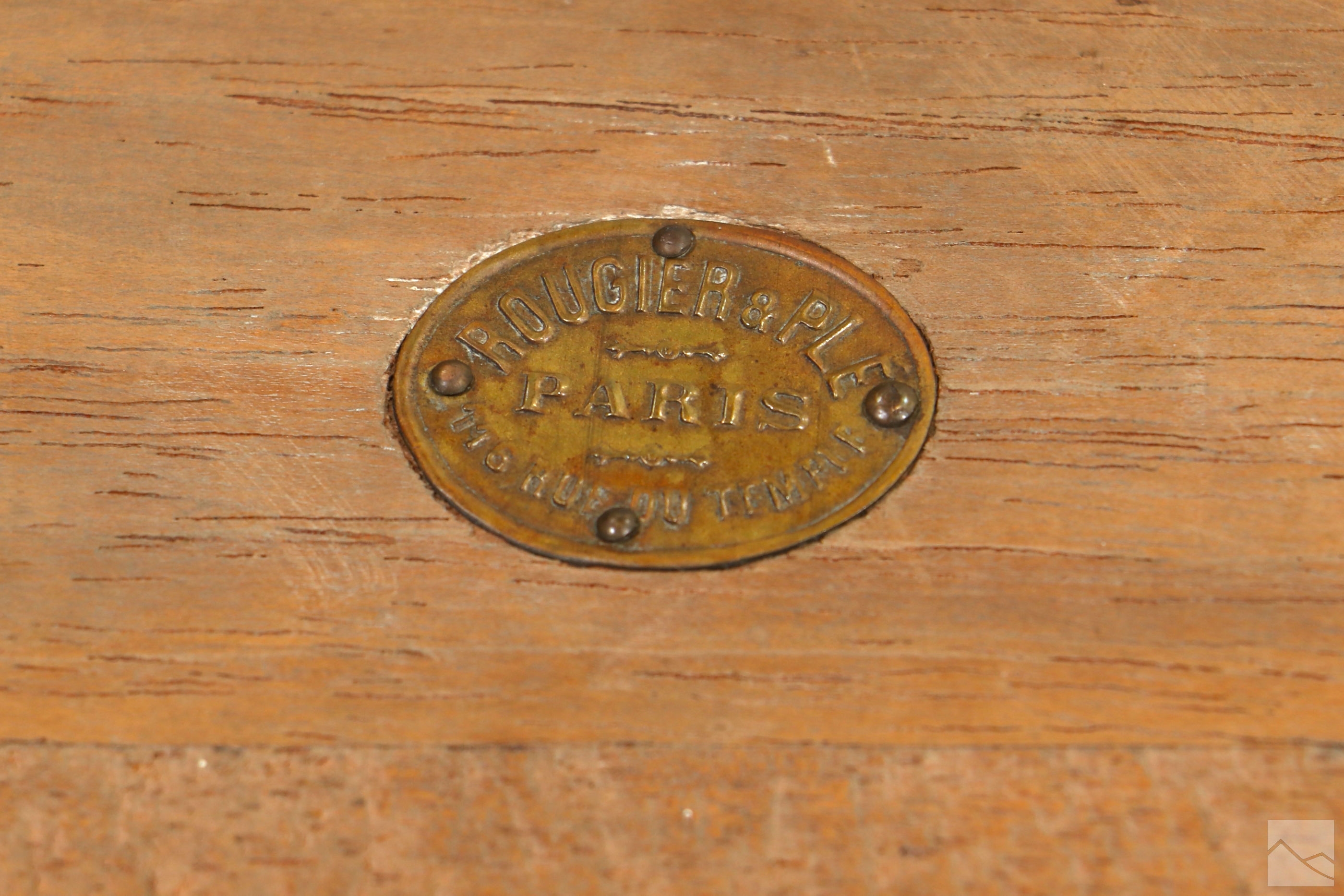 José Mongrell | Figural beach landscape | MutualArt