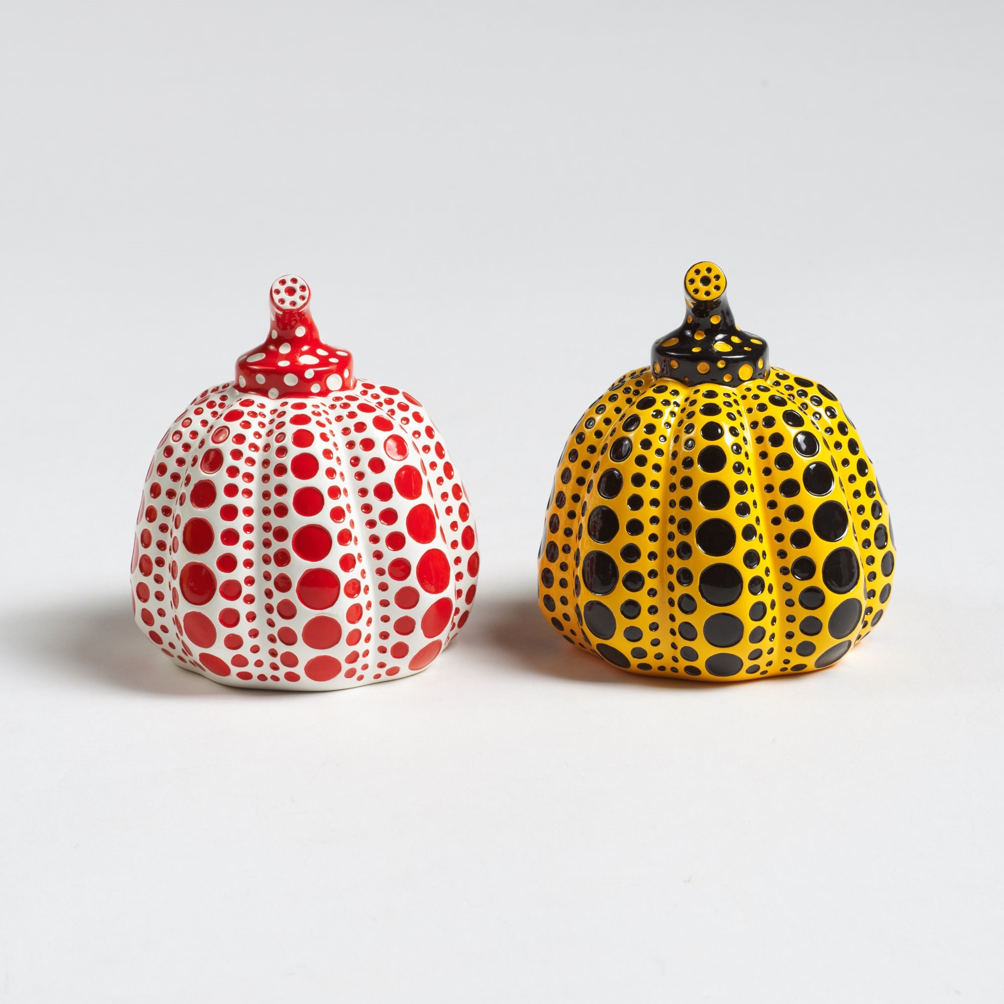 Yayoi Kusama | Visionary Field（Kusama 220) (1995) | MutualArt