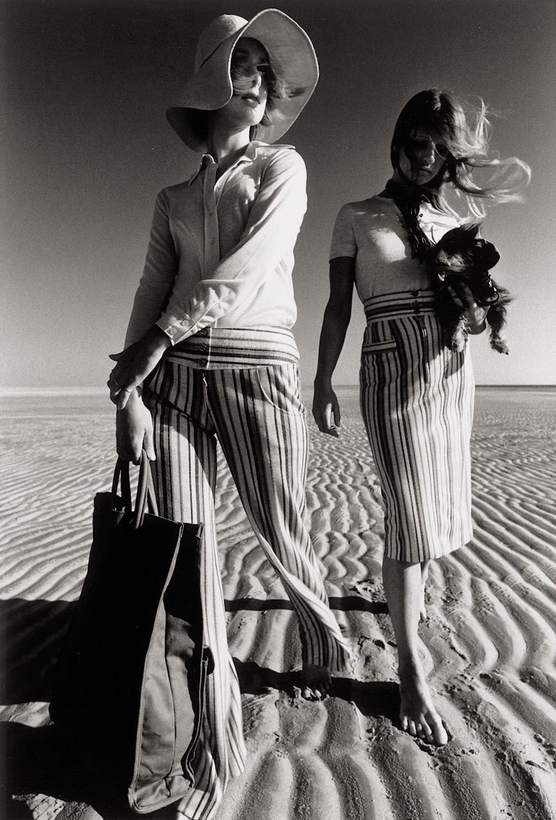 F.C. Gundlach | Sue und Francoise am Strand von St. Peter-Ording ...
