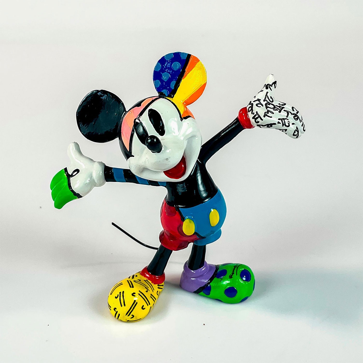 Romero Britto | Mickey Mouse | MutualArt