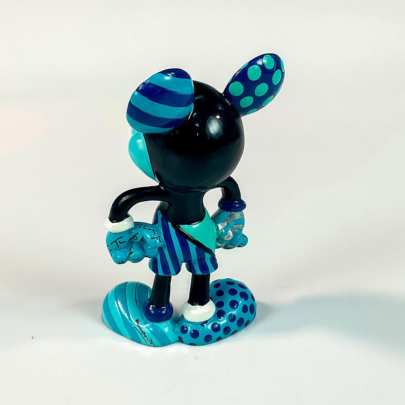 Romero Britto | Mickey Mouse (2010) | MutualArt