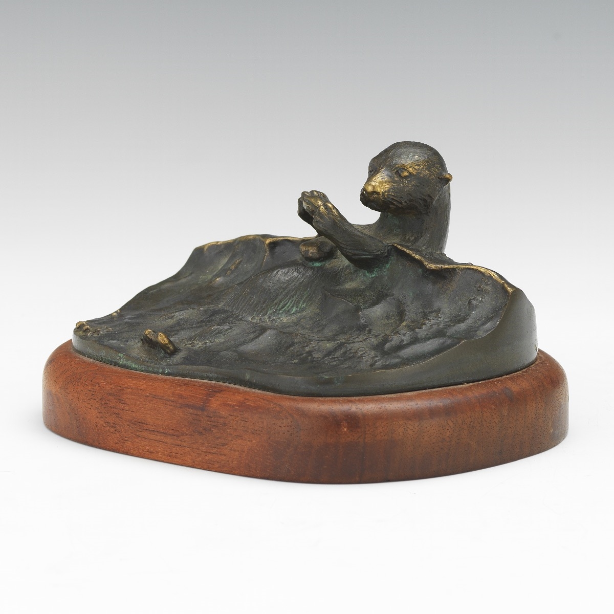Wah Chang | Bronze sculpture of adorable sea otter working on opening ...
