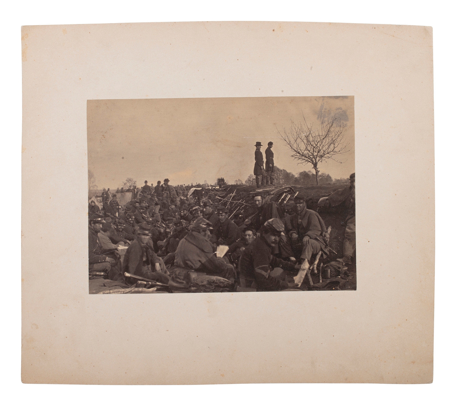 Andrew J. Russell | Union soldiers entrenched along the west bank of ...