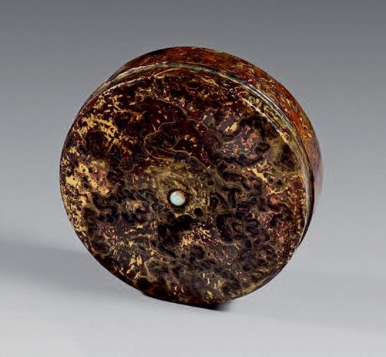 Clément Mère | Small circular box in rosewood | MutualArt