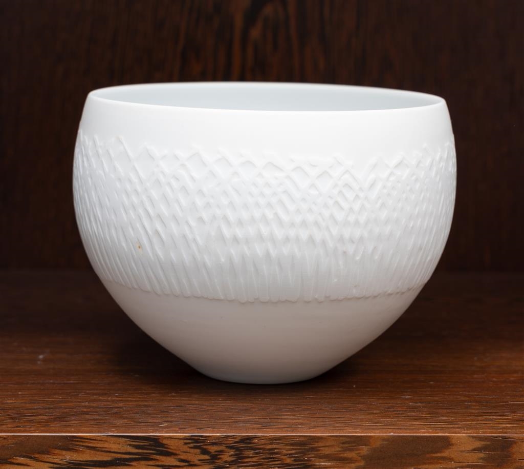 Les Blakeborough | A Les Blakebrough white glazed studio pottery bowl ...
