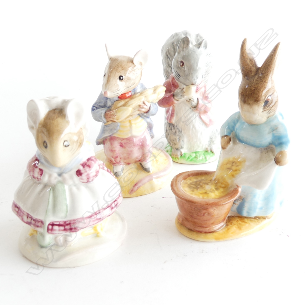 Beatrix Potter | 4 BESWICK BEATRIX POTTER FIGURES; OLD WOMAN MOUSE ...