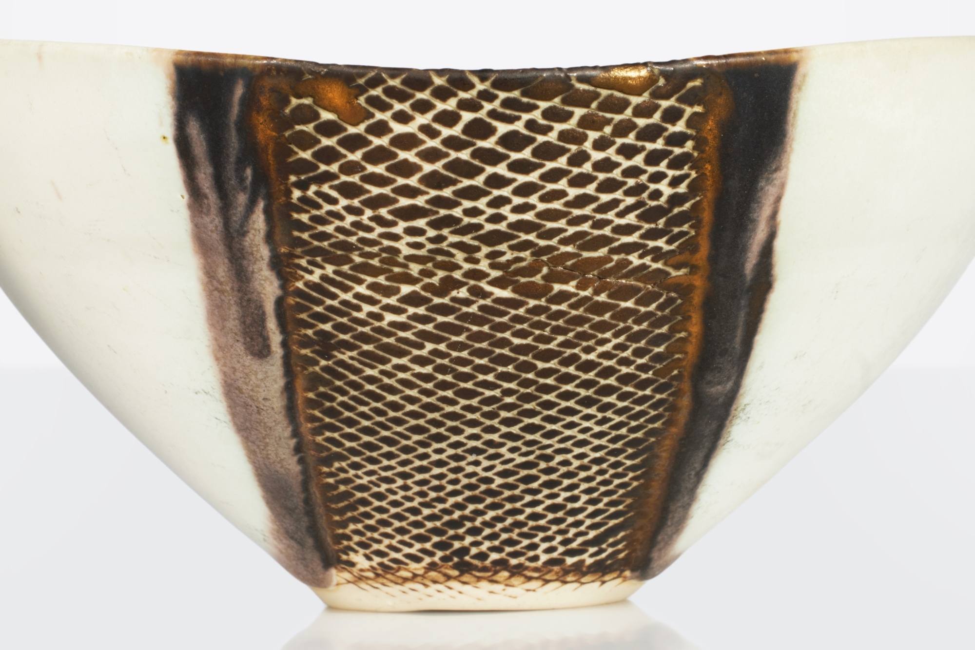 Lucie Rie | Bowl | MutualArt