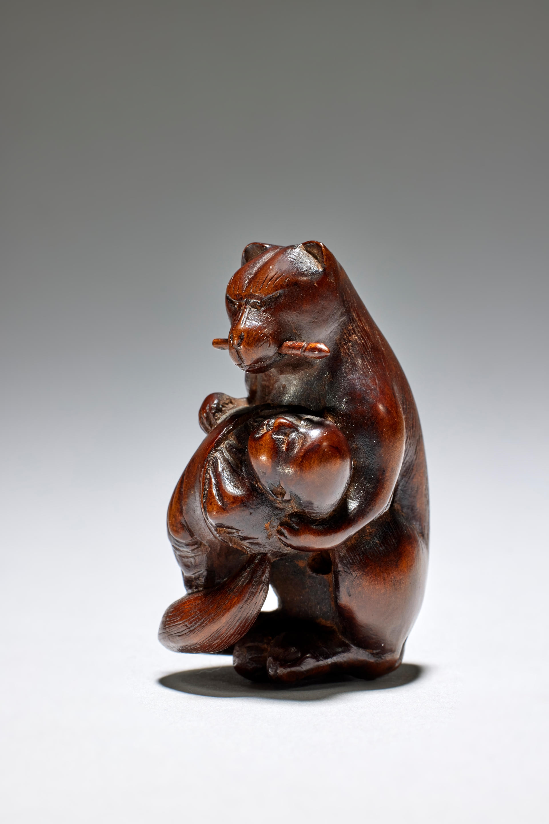 Tadatoshi | NETSUKE EN BOIS REPRÉSENTANT UN SHOJO ENDORMI (19th Century ...