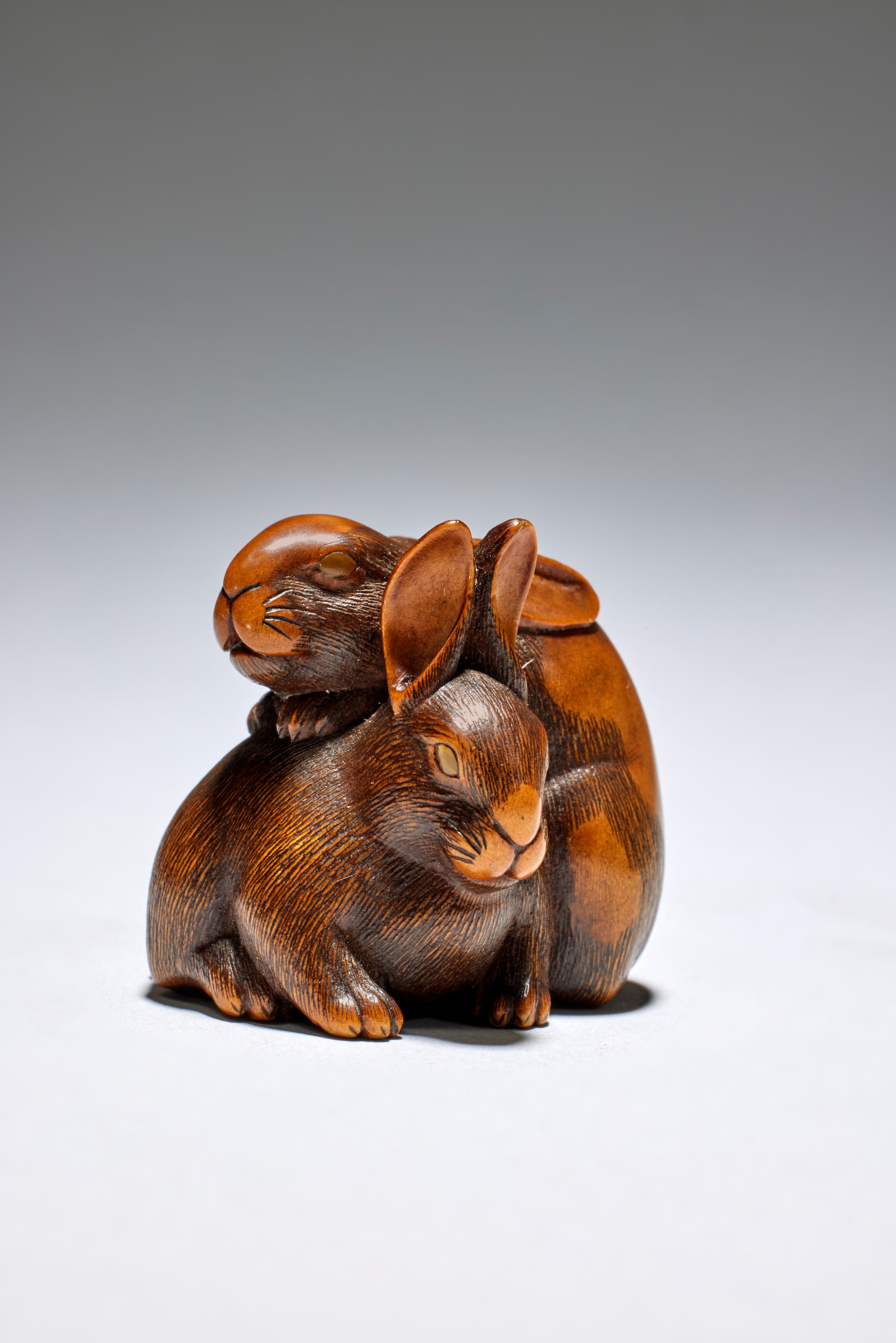 Masanao | NETSUKE EN BOIS REPRÉSENTANT DEUX LAPINS (19th Century ...