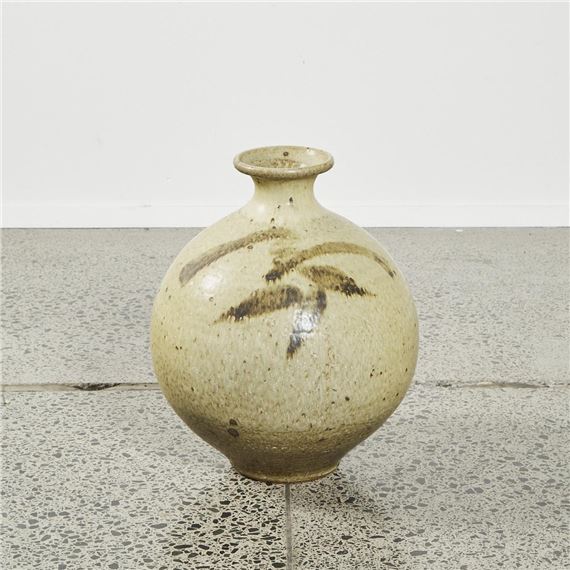 Peter Mark Hamann | Floor Pot | MutualArt