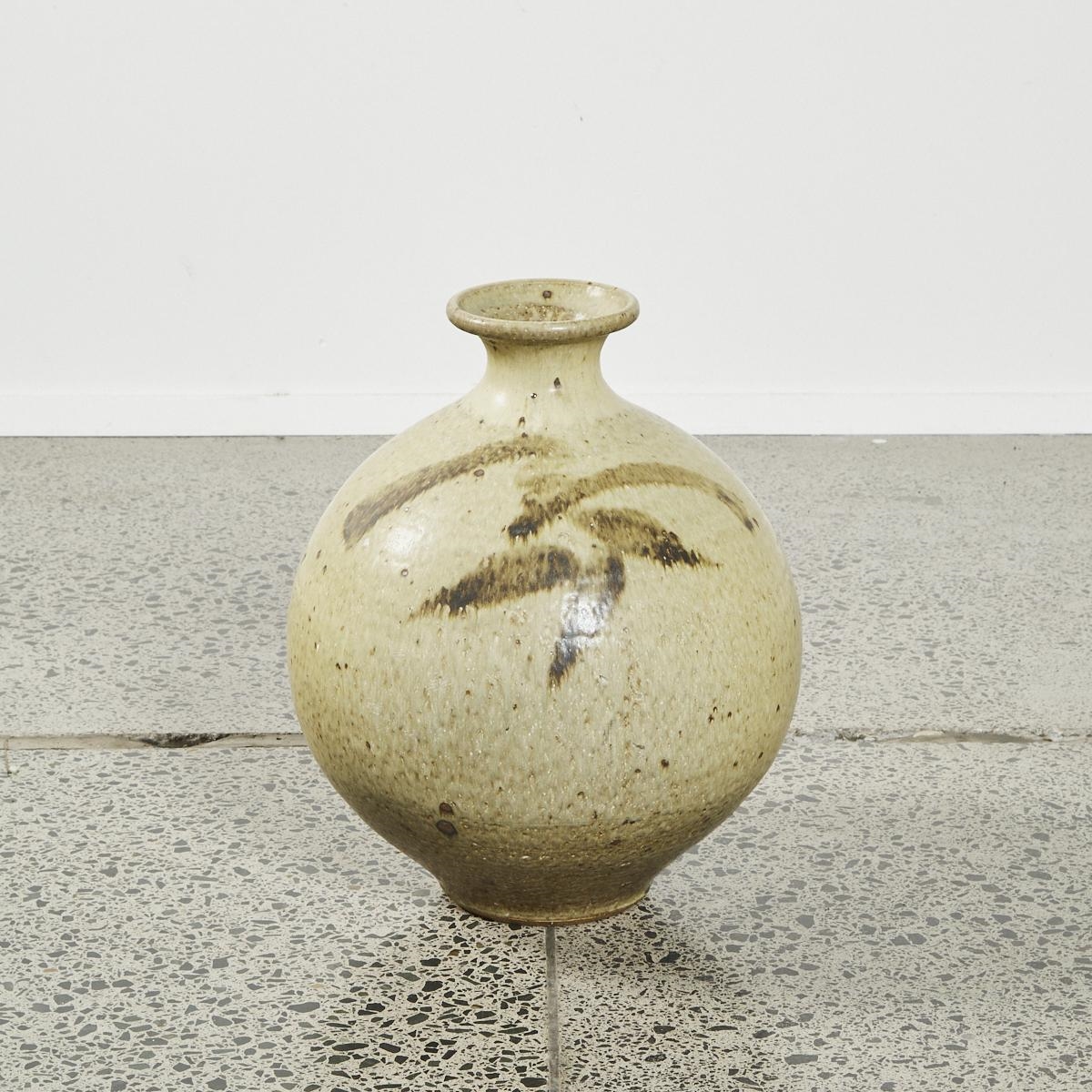Peter Mark Hamann | Floor Pot | MutualArt