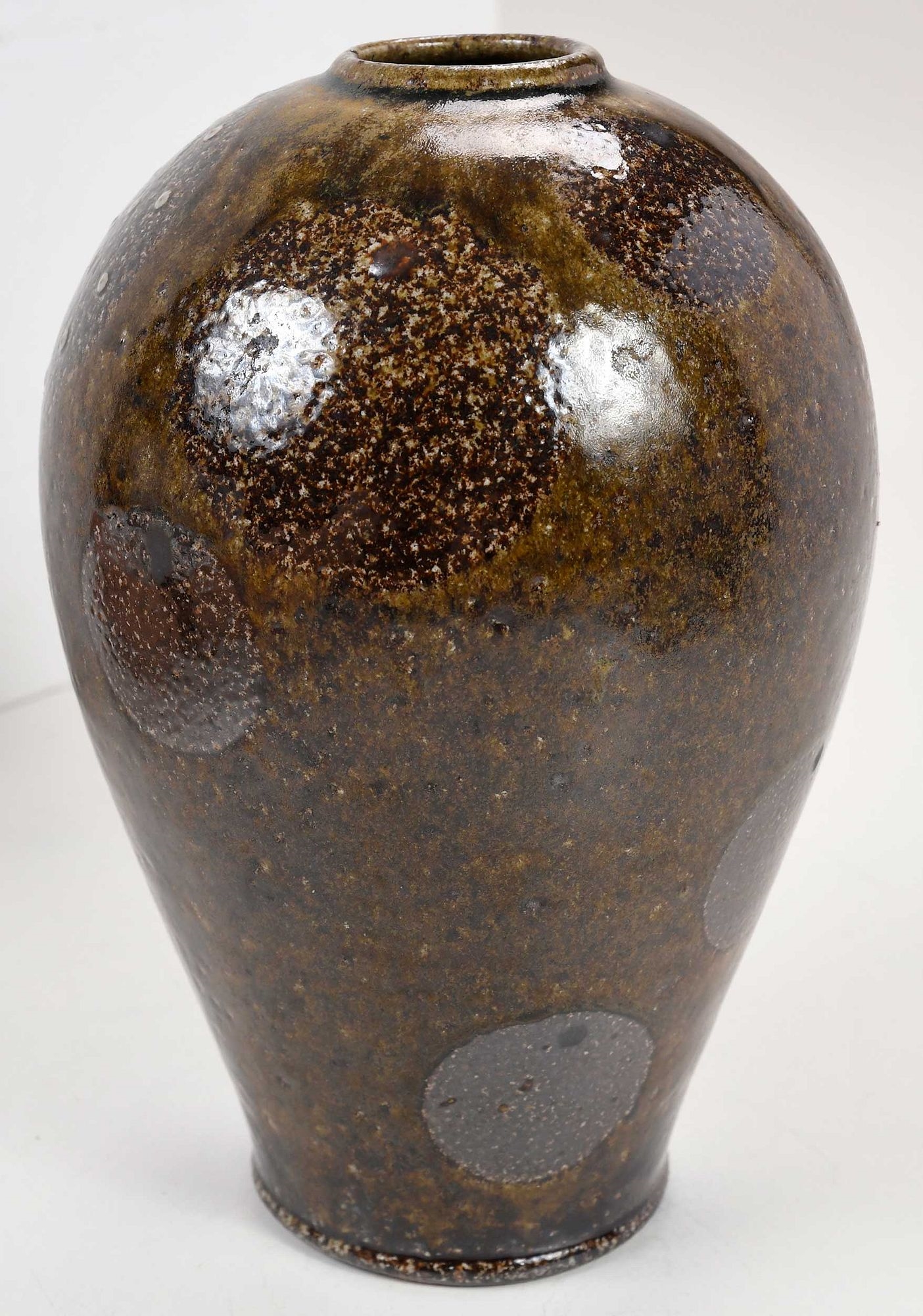 Mark Hewitt | Vase | MutualArt