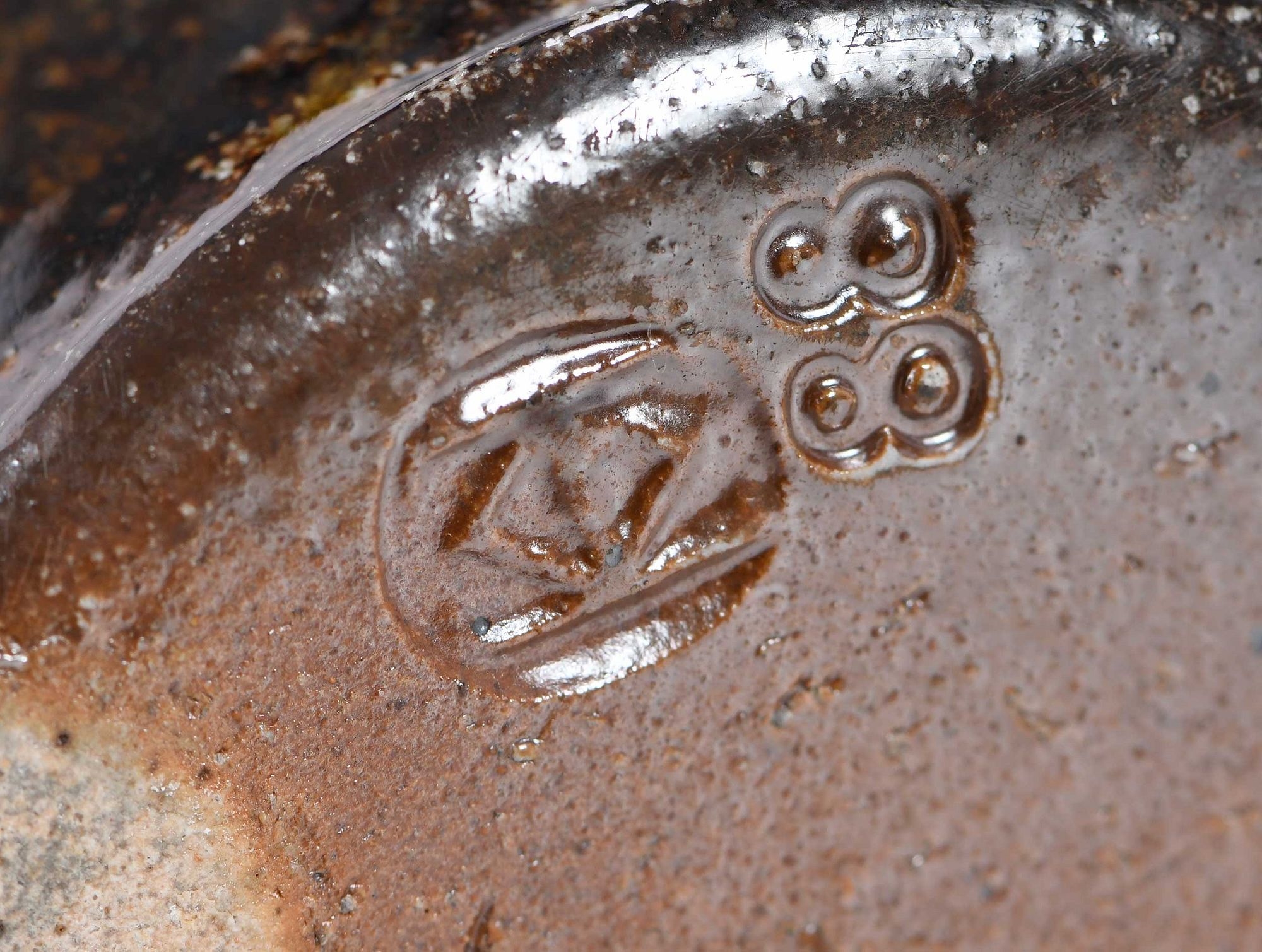 Mark Hewitt | Vase | MutualArt