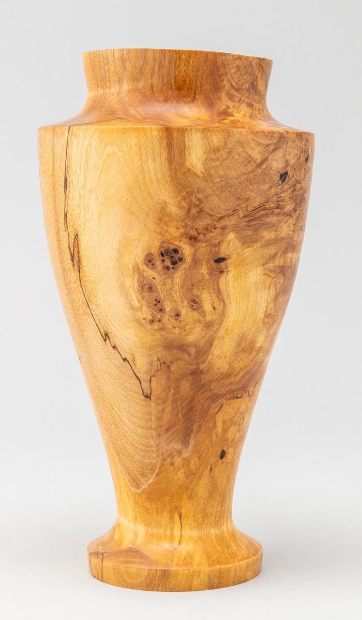 Perley And Nicholas Kinney | A birds-eye vase | MutualArt