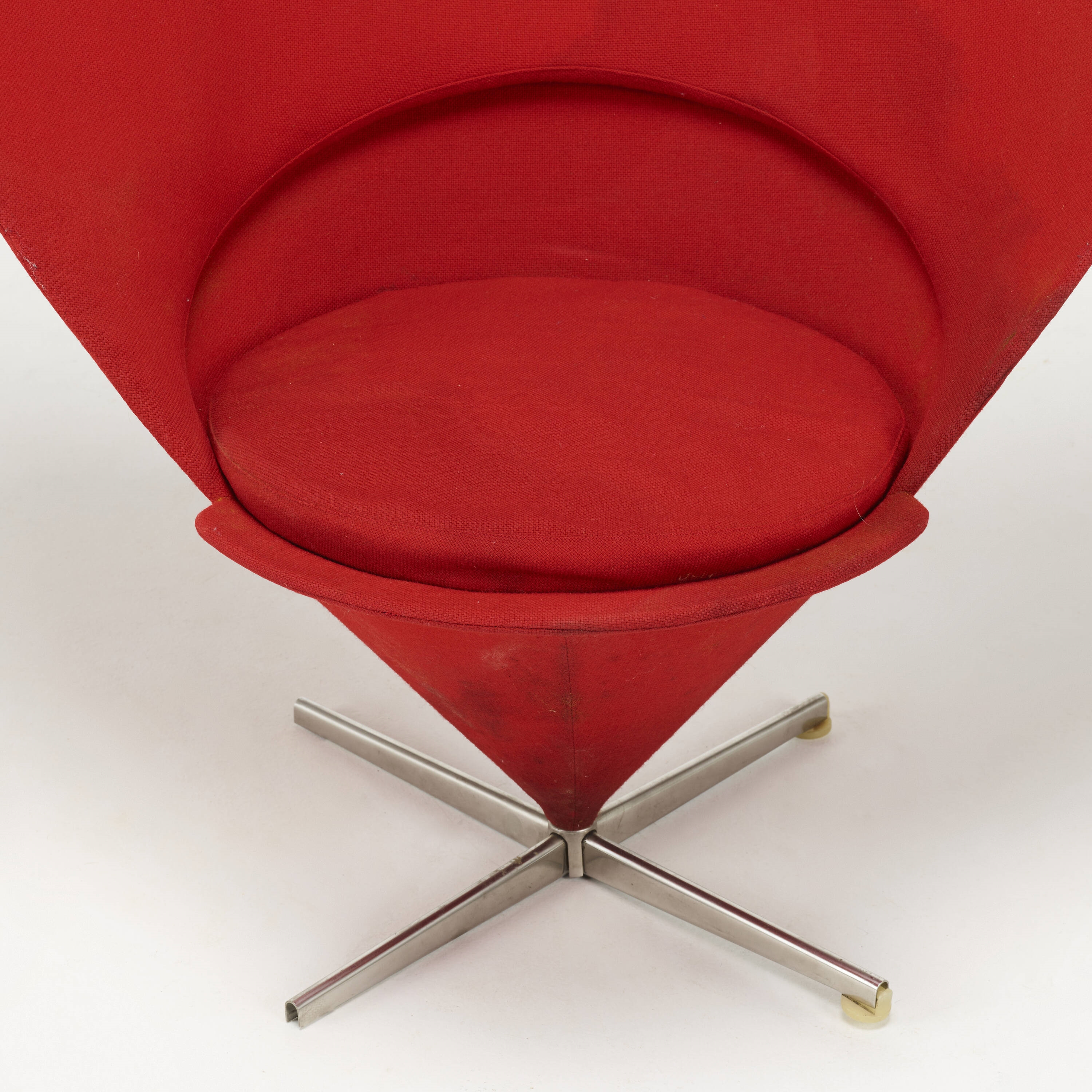 Verner Panton | Heart Cone chair (Circa 1970) | MutualArt