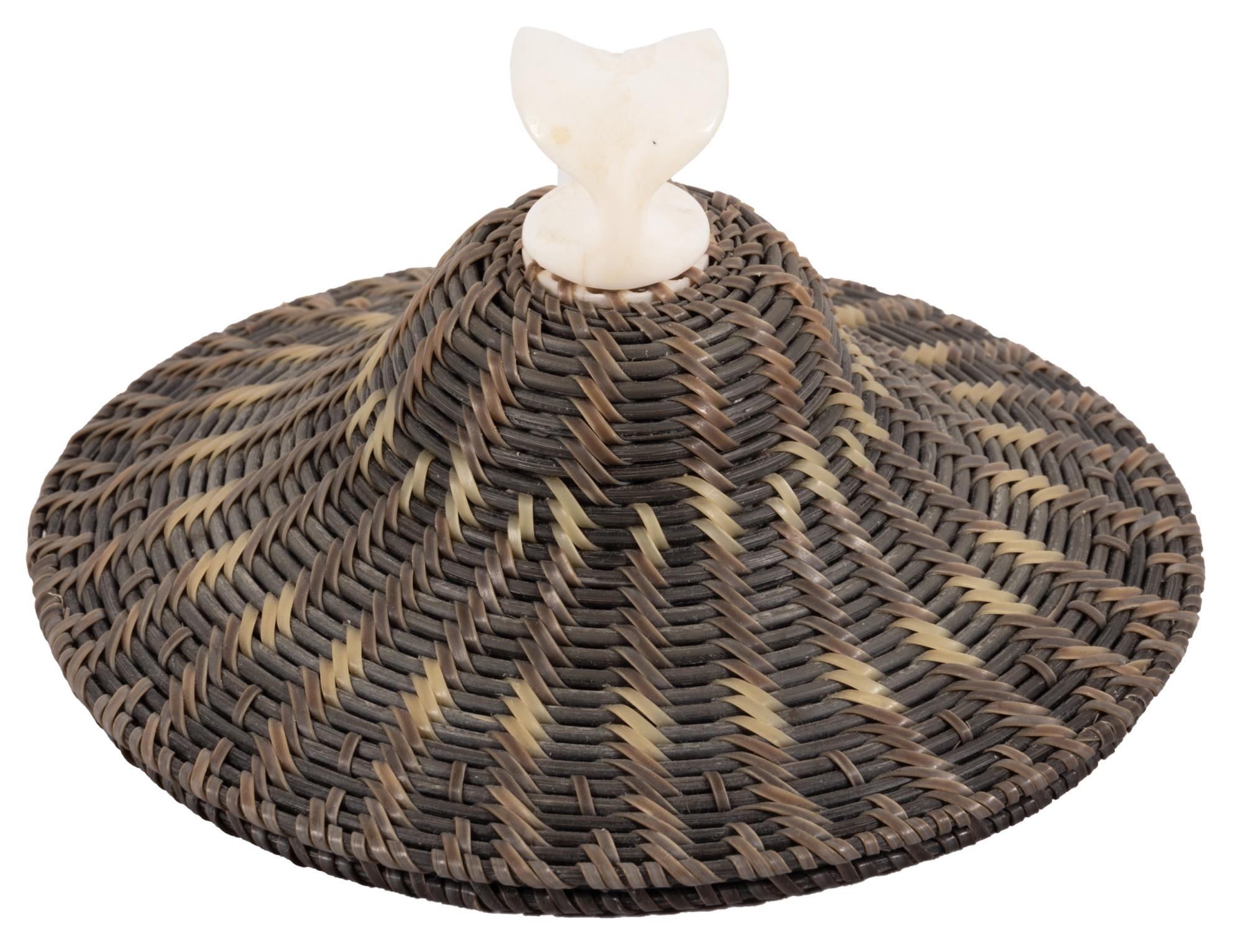 James Omnik Jr. | Baleen basket with whale tail finial (1997) | MutualArt