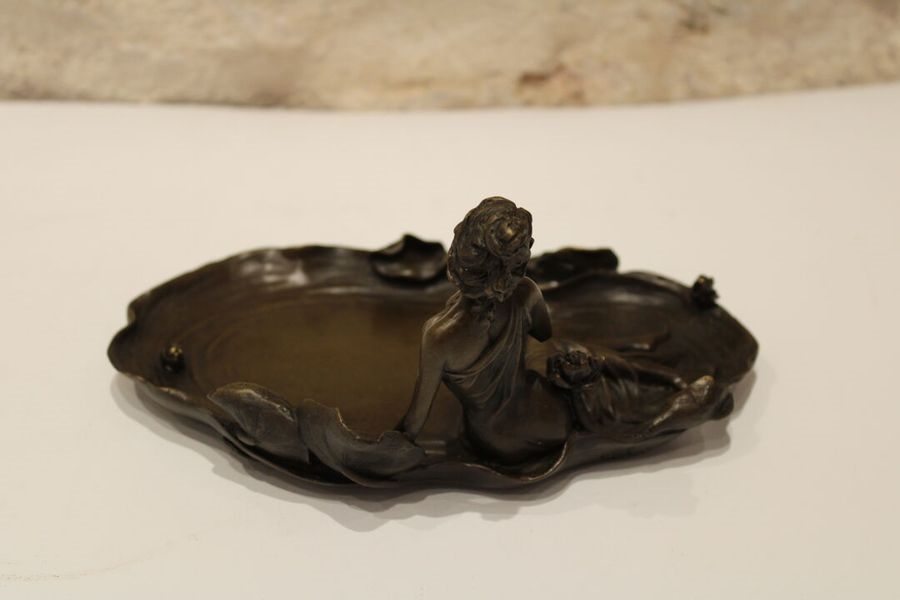 Milo Martin | 11cm and L | MutualArt