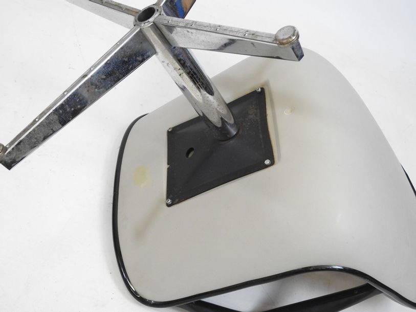 Charles Cecil‏ Pollock | executive chair | MutualArt