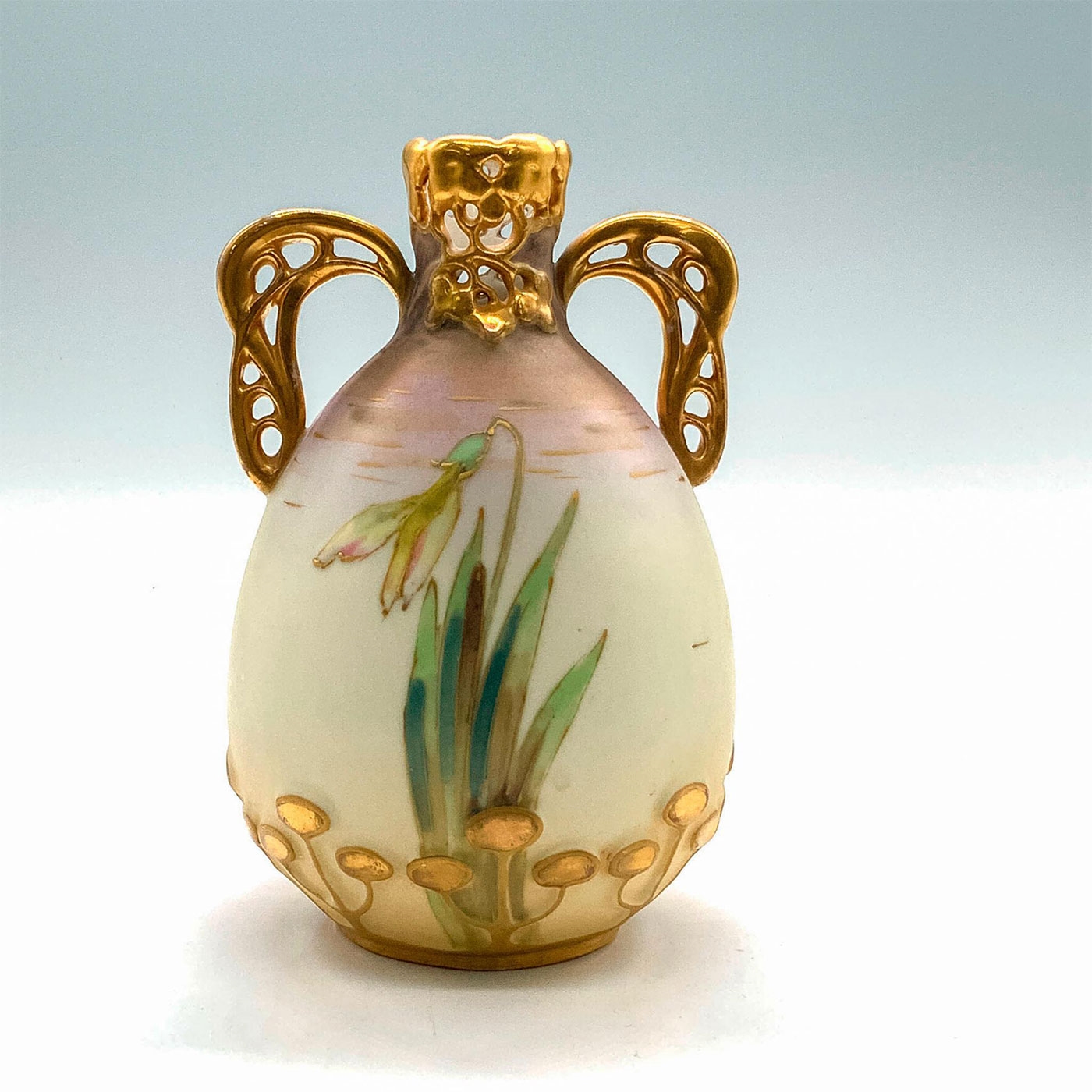 Art Nouveau School | Turn Teplitz RStK Art Nouveau Floral Gilt Amphora ...