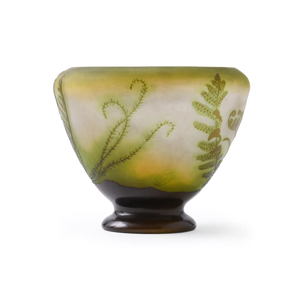 Emile Gallé | BOWL WITH INVERTED RIM (Late 19th Century) | MutualArt