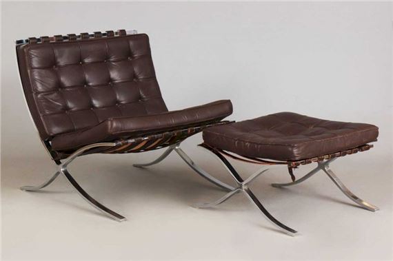 Ludwig Mies van der Rohe | Barcelona Chair mit Ottomane | MutualArt