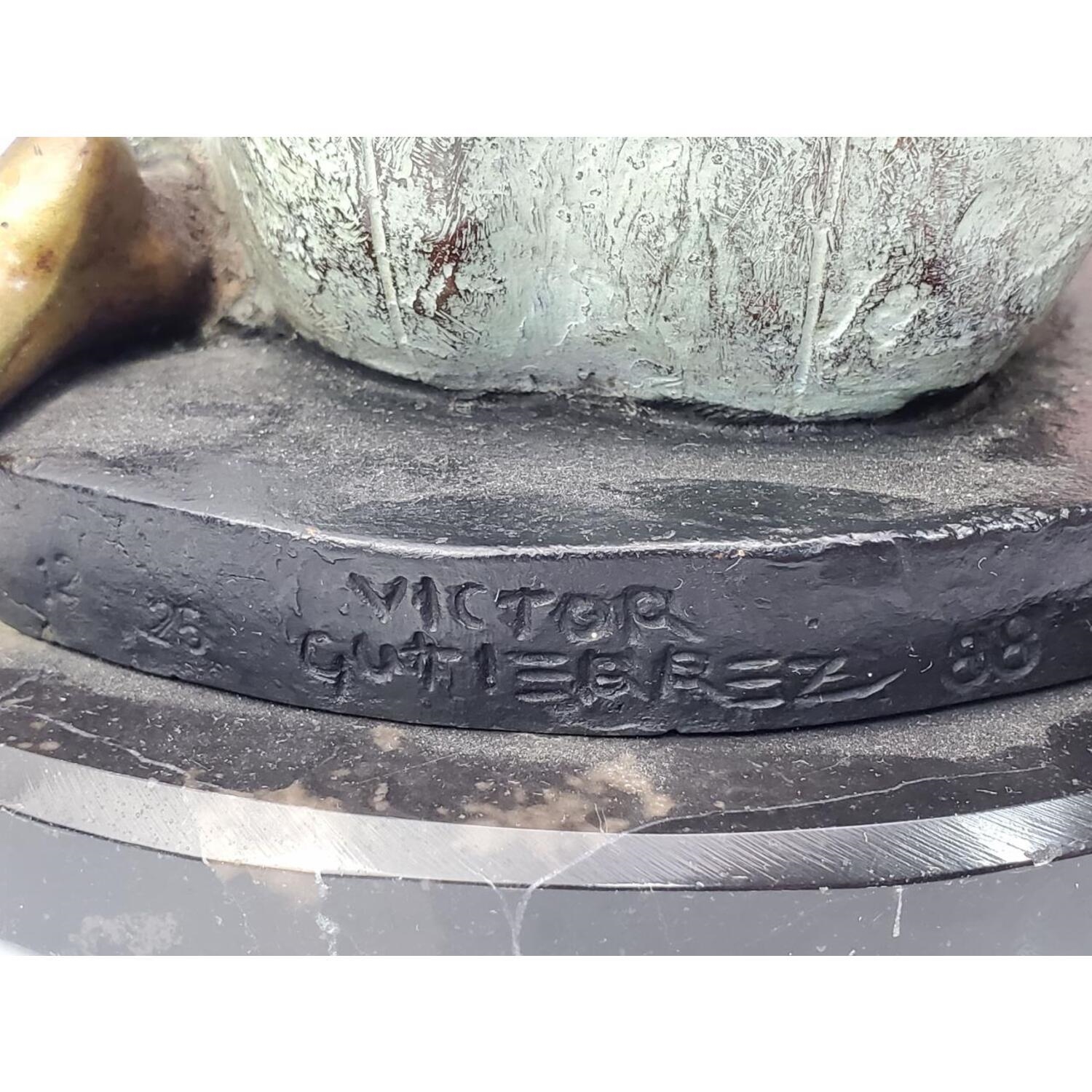 Victor Gutierrez | Bronze Figur | MutualArt